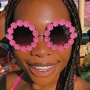 BellanBlue | Accessories | Boho Daisy 6s Vibe Retro Sunnies Sunglasses ...